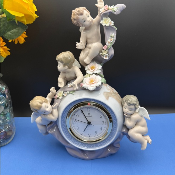 Lladro | Art | Lladro Angelic Time 5973 Working Clock Cherubs Flowers ...